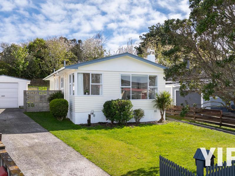 7 Loasby Crescent Newlands NZ 6037 - Collective First National Johnsonville
