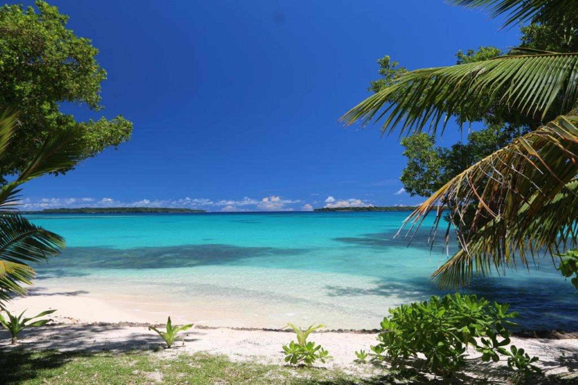 East Coast Santo, Espiritu Santo, Vanuatu - FN Santo